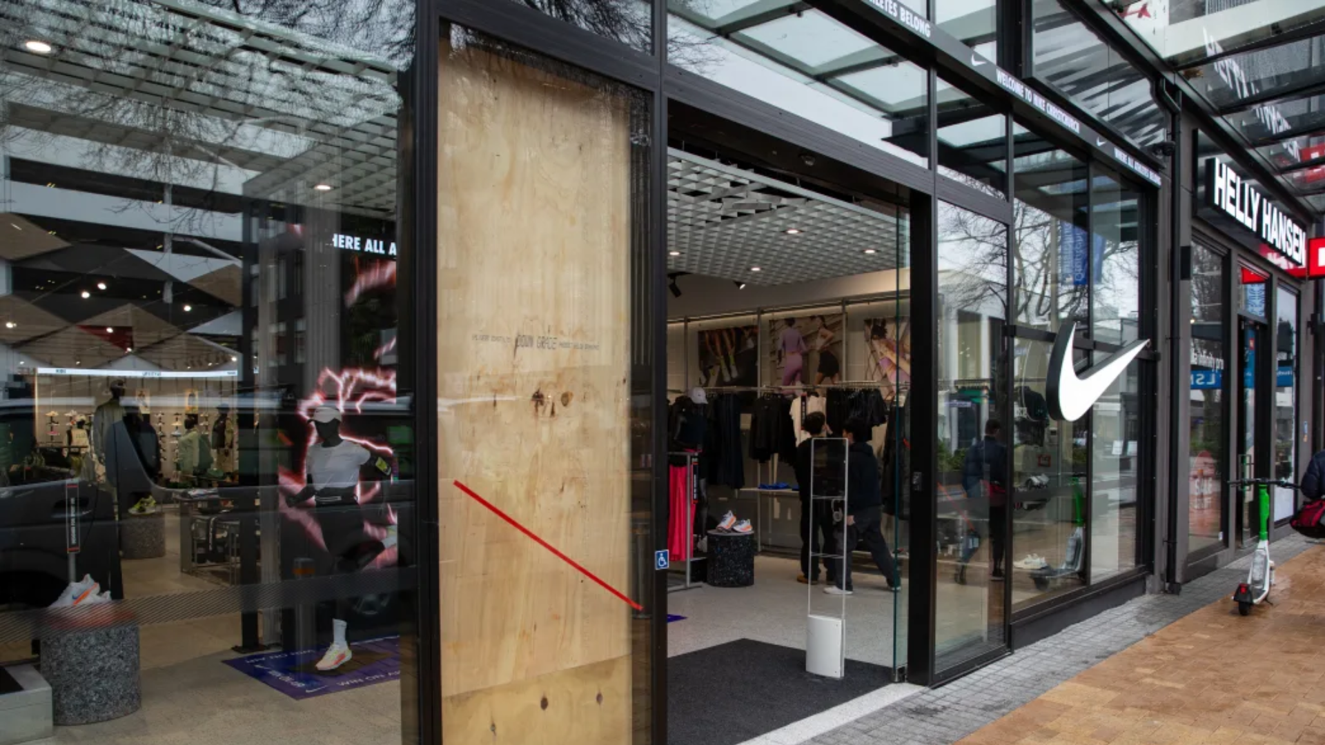 Four Teenagers Arrested After Christchurch Nike Store Burglary