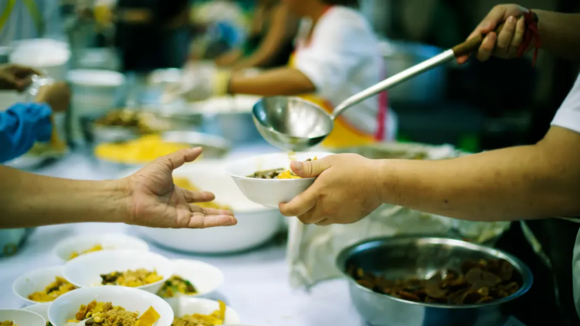Indian Community Unites Around Communal Meals